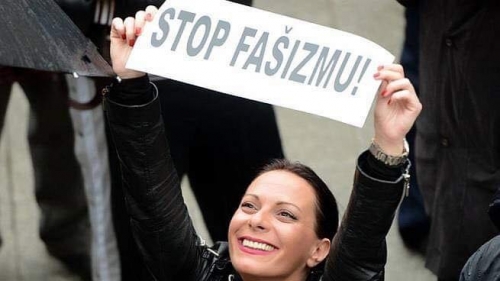 Odbačena krivična prijava protiv novinarke Ane Lalić - Radio Sto Plus