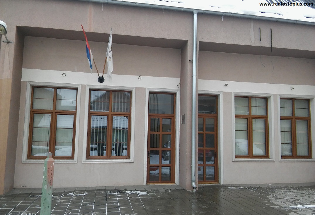 Na dve zatvorske, jedna alternativna kazna - Radio Sto Plus