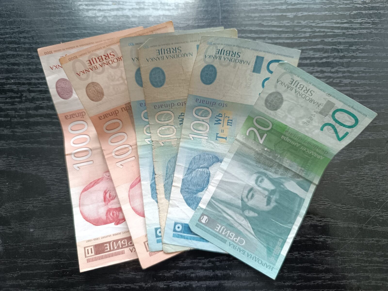 Ministarstvo finansija predložilo da minimalac bude 550, sindikalci ...