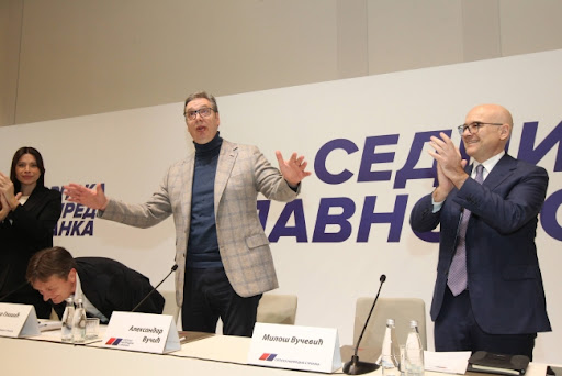 Ekonomisti: Vučić može da obećava infrastrukturu samo po zakonu - Radio ...