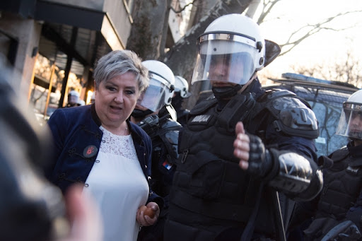 Dekanka Filozofskog fakulteta u Nišu: Za napad krivim samo predsednika države - Radio Sto Plus