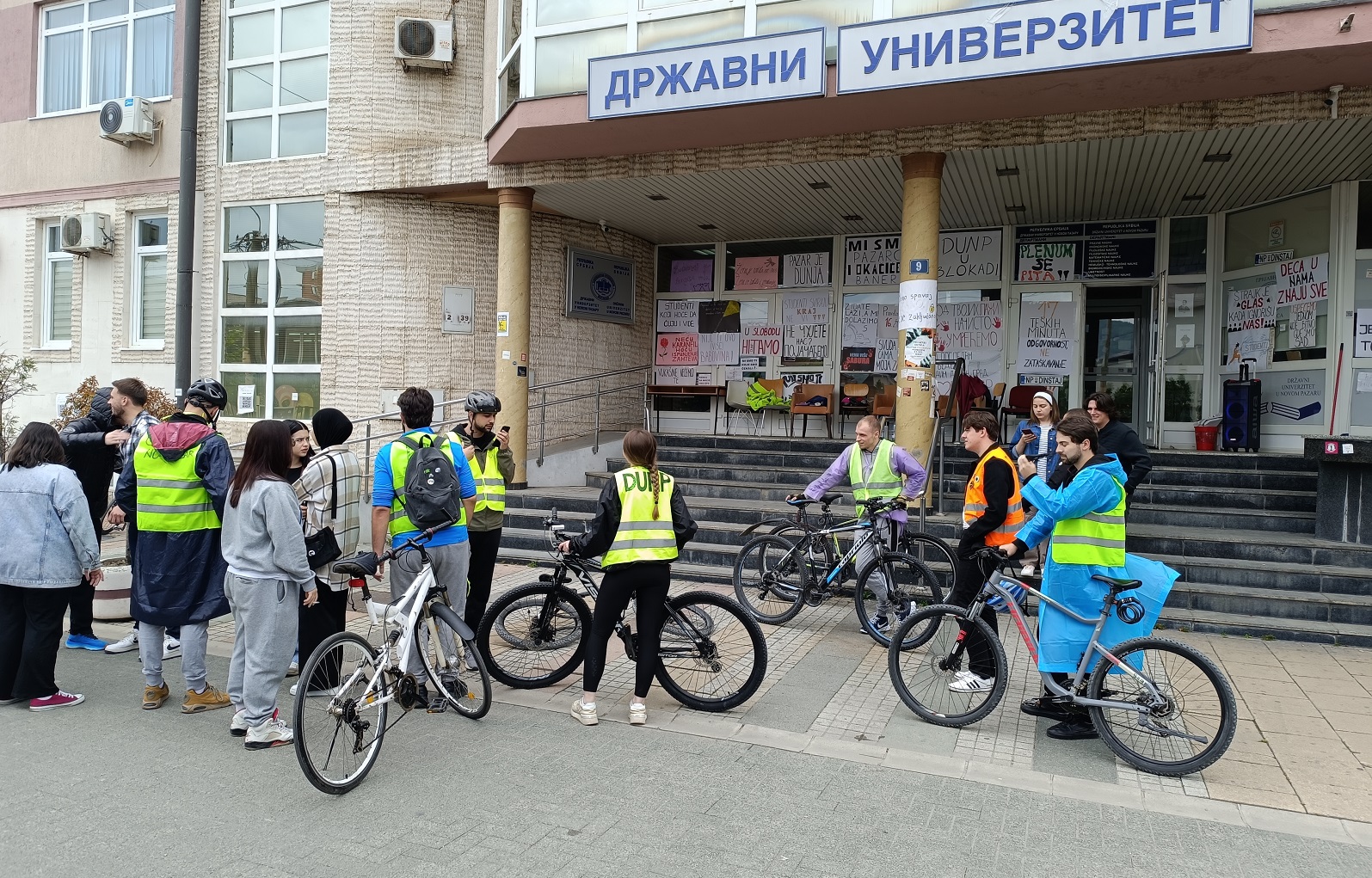 Studenti DUNP-a: Vučiću, ponavljamo, nisi nadležan za ispunjenje naših ...