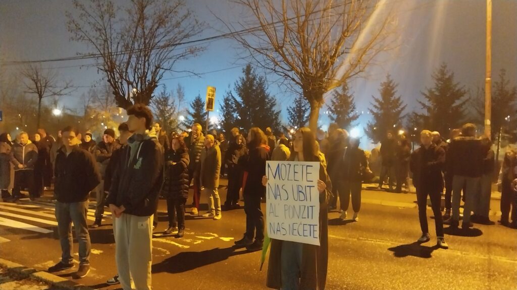 Studenti: Dosta je bilo straha, izađite na ulice (VIDEO) - Radio Sto Plus